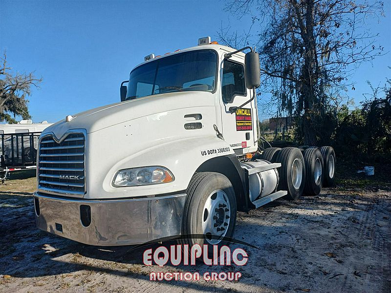 2007 Mack Pinnacle CXP613 (For Sale) | Sleeper Truck | With Video | # ...