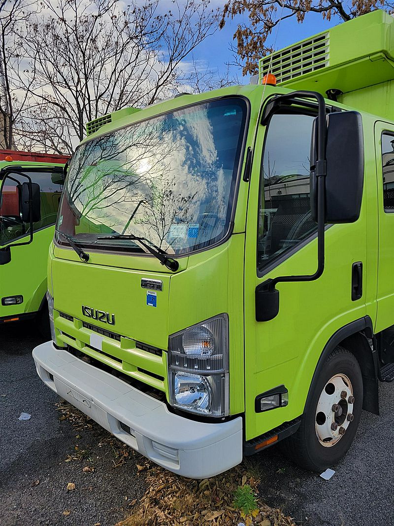 2015 Isuzu NPR DC For Sale | 14' Box | Non CDL | #T-F7003553