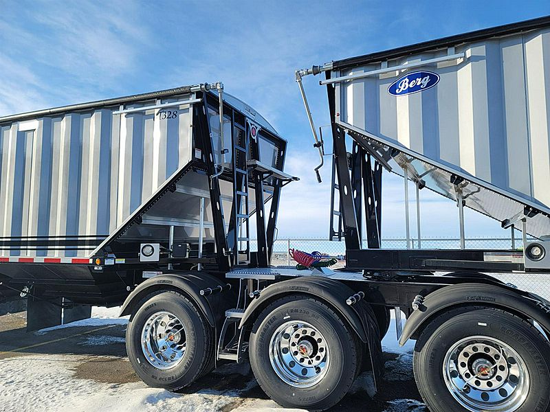 2023 Berg Super B Steel For Sale Hopper Trailer Grain Trailer 2023 Berg Super B Steel For Sale Hopper Trailer Grain Trailer