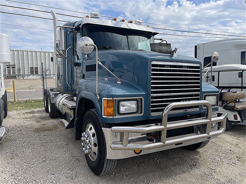 2016 Mack CHU613 (For Sale) | 48" Sleeper | #252723