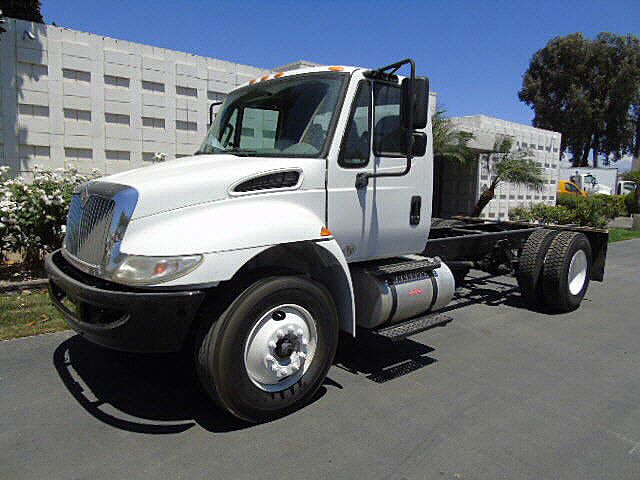 2018 International DuraStar 4300 (For Sale) | Box Truck | #7246
