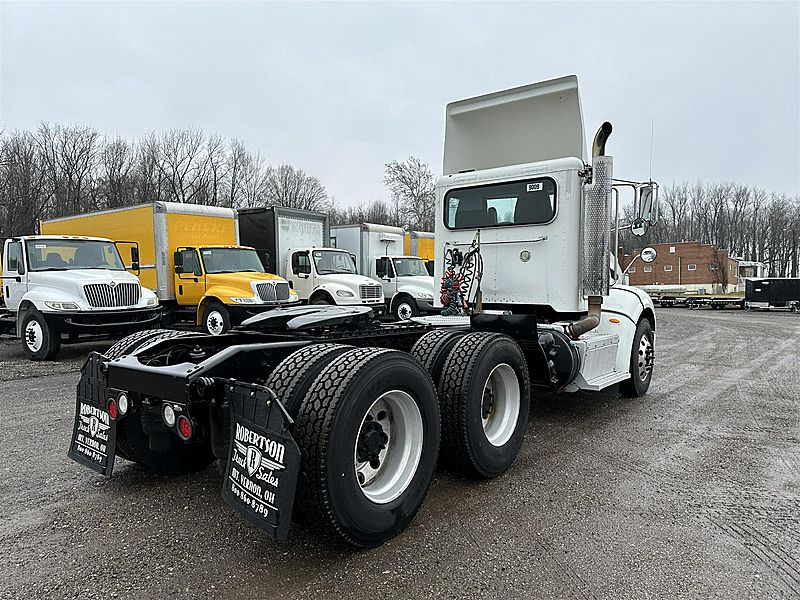 2012 Peterbilt 384 For Sale | Day Cab | #9009