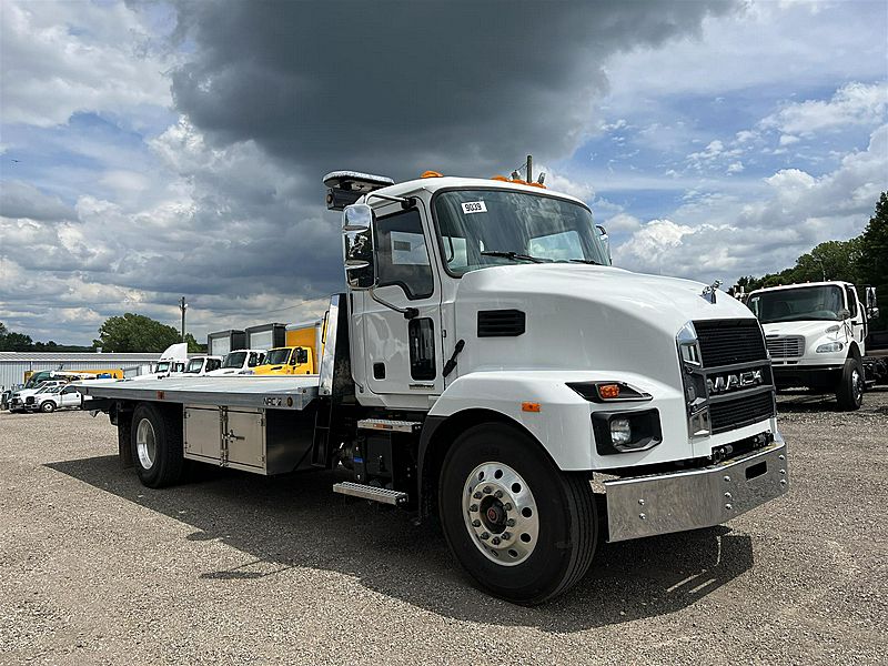 2023 Mack MD642 (For Sale) | Rollback | Non CDL | #9039