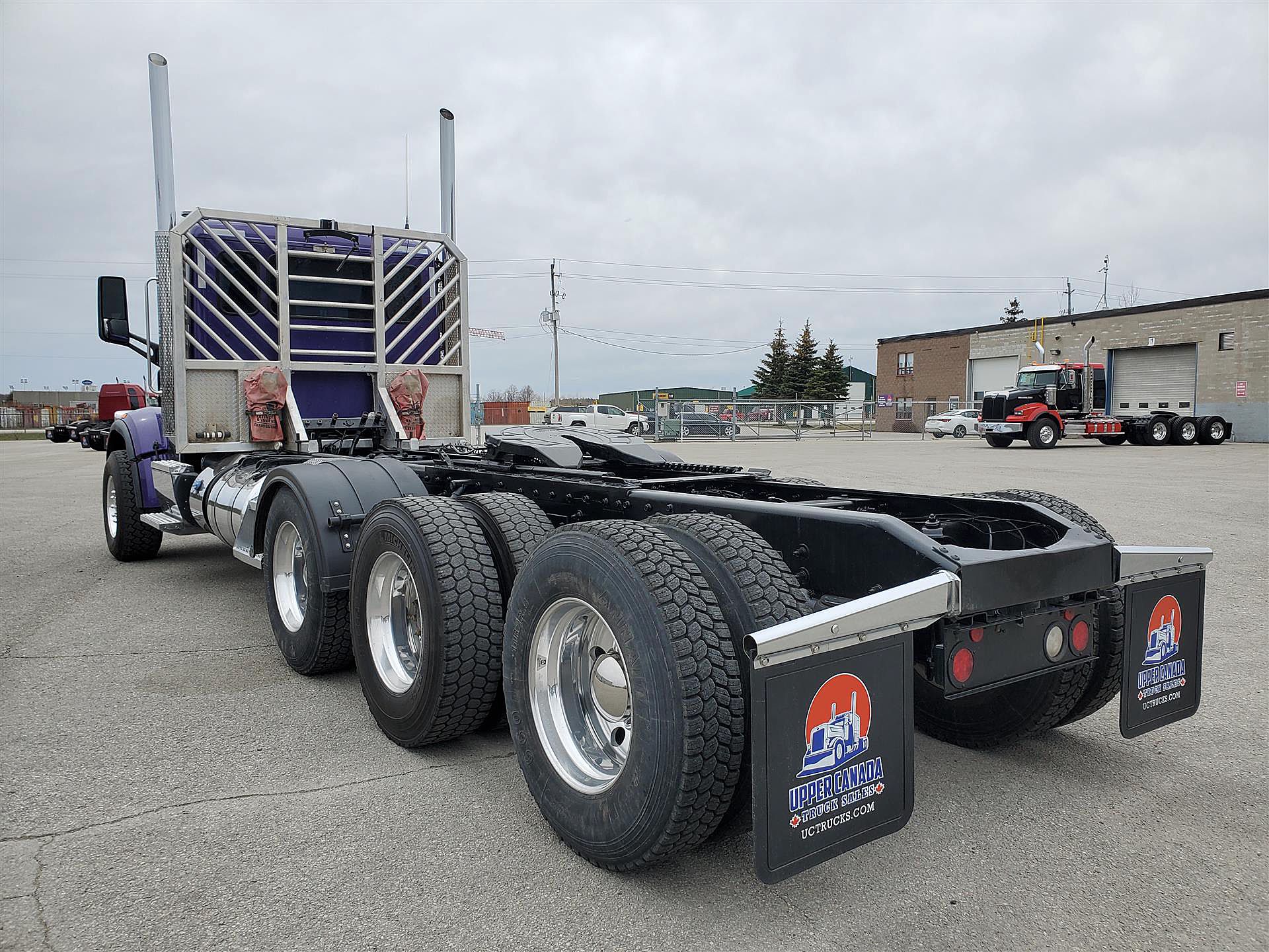 2020 Peterbilt 567 Tri Drive For Sale | Day Cab | #3204439