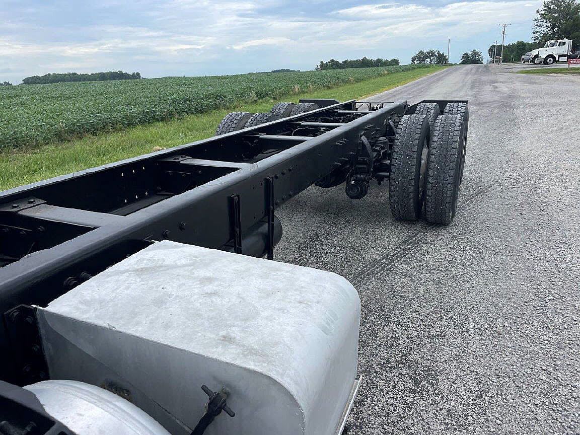 2009 Peterbilt 365 For Sale | Cab & Chassis | #7409