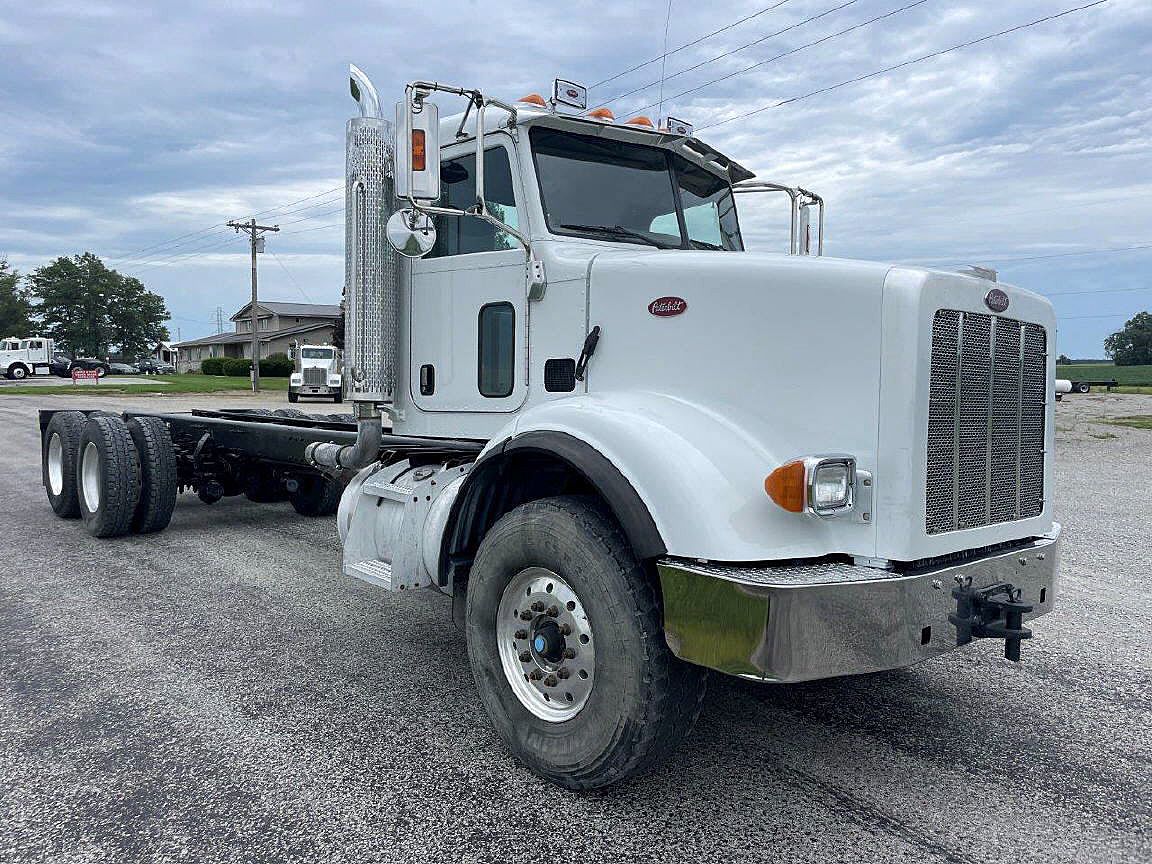 2009 Peterbilt 365 For Sale | Cab & Chassis | #7409