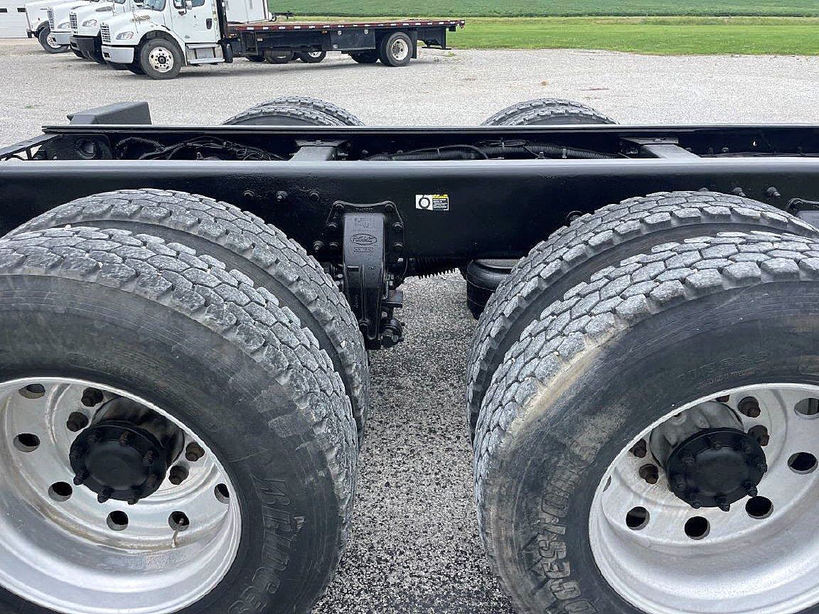 2009 Peterbilt 365 For Sale | Cab & Chassis | #7409