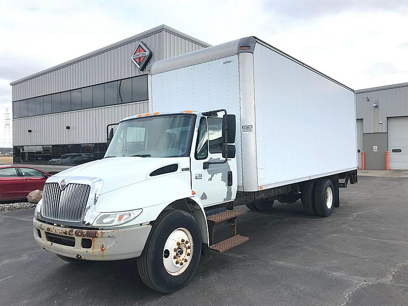 2003 International DuraStar 4300 (For Sale) | 24 ft. | Non CDL | #70787