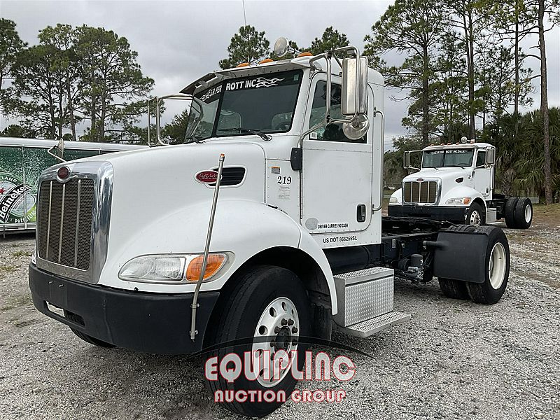 2010 Peterbilt 337 For Sale | Day Cab | #JJAM108346