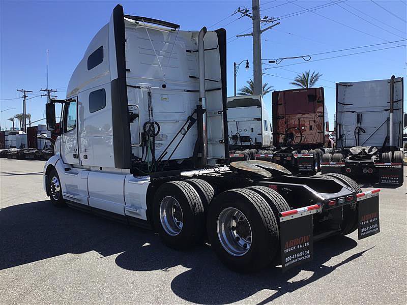2020 Volvo VNL 760 (For Sale) | 70" Sleeper | #254355