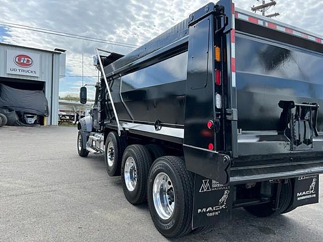 2020 Mack Granite (For Sale) | Daycab Sleeper | #6991343
