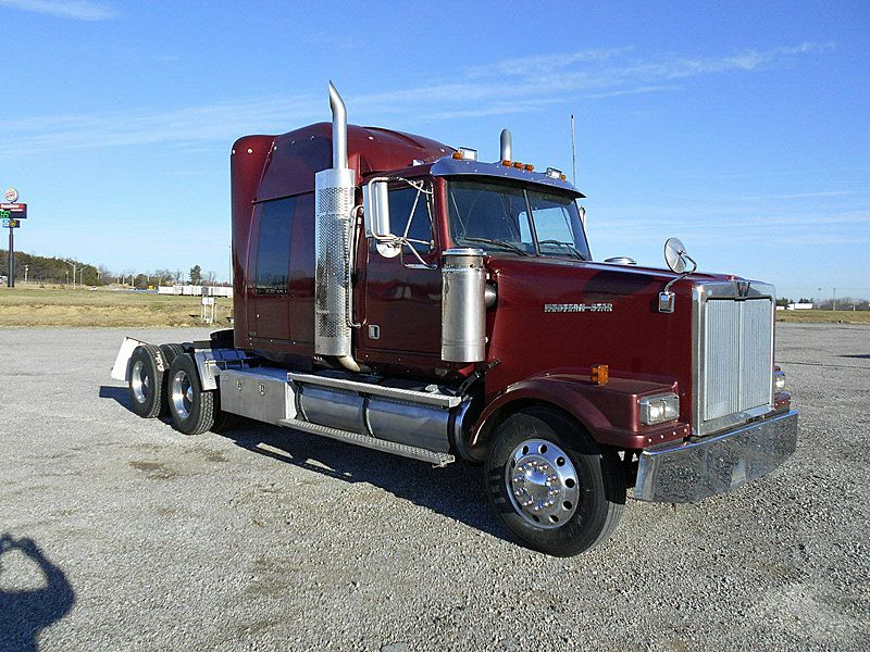 2004 Western Star 4900 For Sale | 60" Sleeper | #AGA746