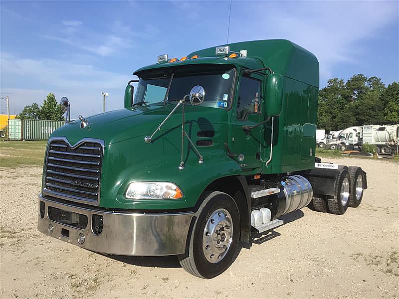 2018 Mack Pinnacle CXU613 (For Sale) | 60" Sleeper | #254855
