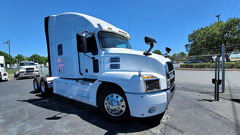 2019 Mack Anthem AN64T M742 (For Sale) | 70" Sleeper | #5360759
