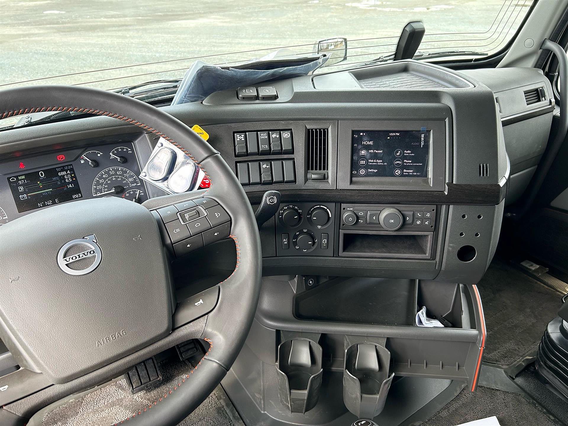 2024 Volvo VNL 860 For Sale | 77" Sleeper | #AV-1041