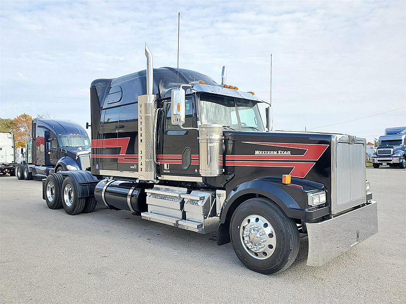 2020 Western Star 4900EX For Sale | 82" Sleeper | #9204517