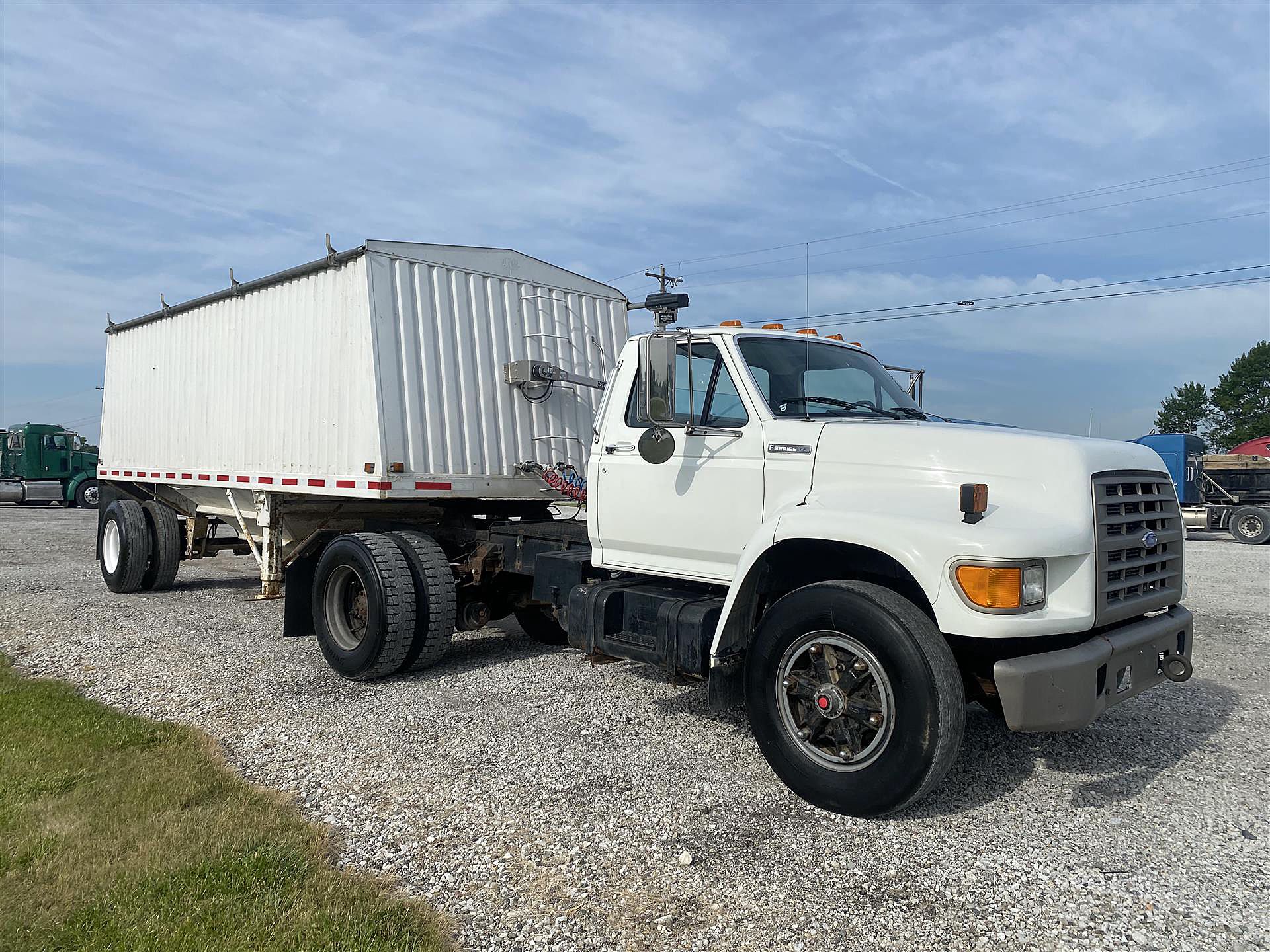 1995 Ford F800 For Sale | Day Cab | #12251