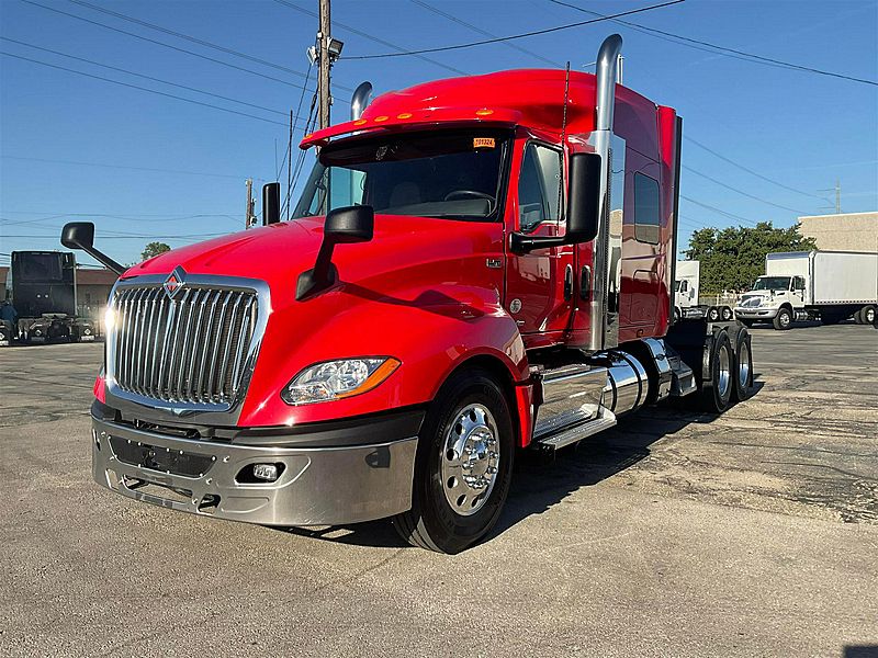 2020 International LT625 (For Sale) | 73" Sleeper | #U9114