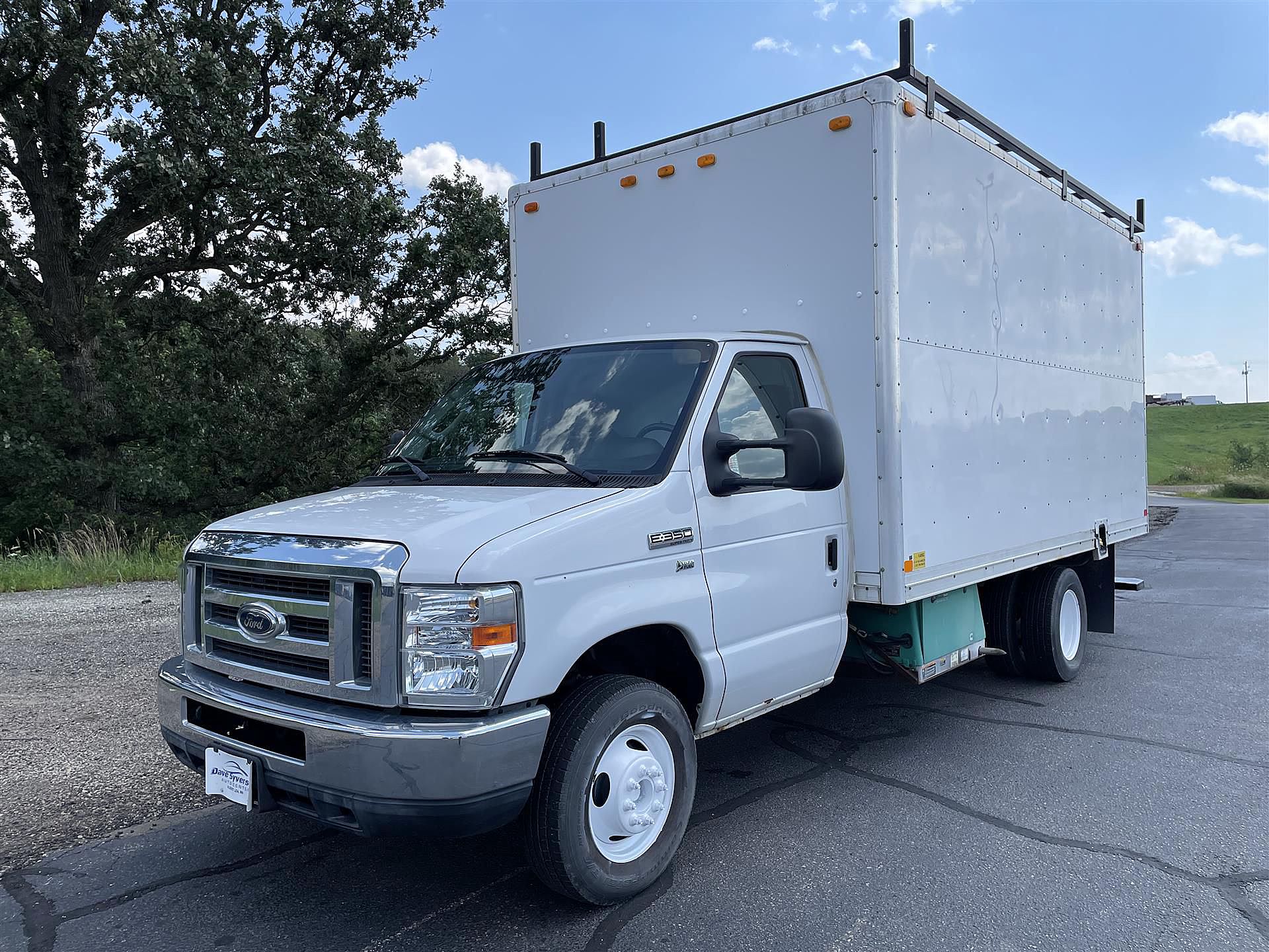 2009 ford e350 store