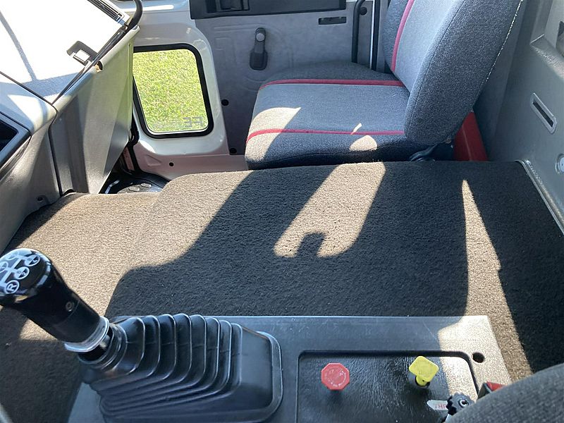 1997 Volvo FE42 (For Sale) | Day Cab | #VR476365