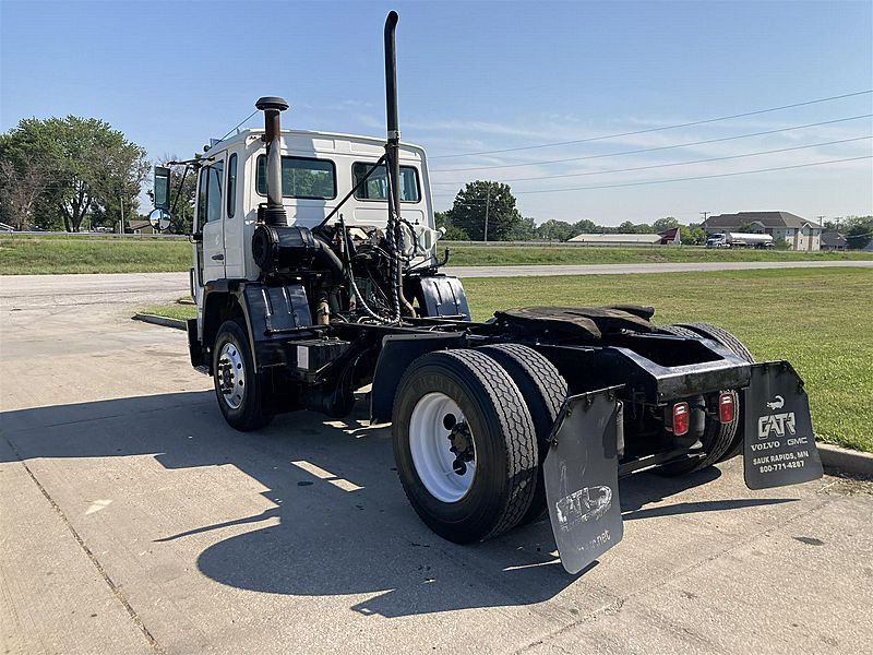 1997 Volvo FE42 (For Sale) | Day Cab | #VR476365
