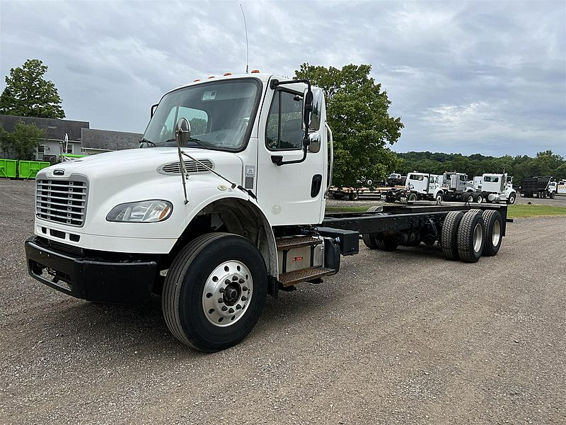 2018 Freightliner M2 (For Sale) | Cab & Chassis | #9149