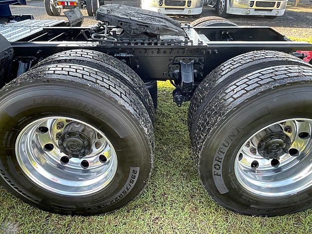 2019 Volvo VNL 740 (For Sale) | Sleeper Truck | #02VU193737