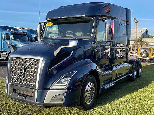 2019 Volvo VNL 740 (For Sale) | Sleeper Truck | #02VU193737