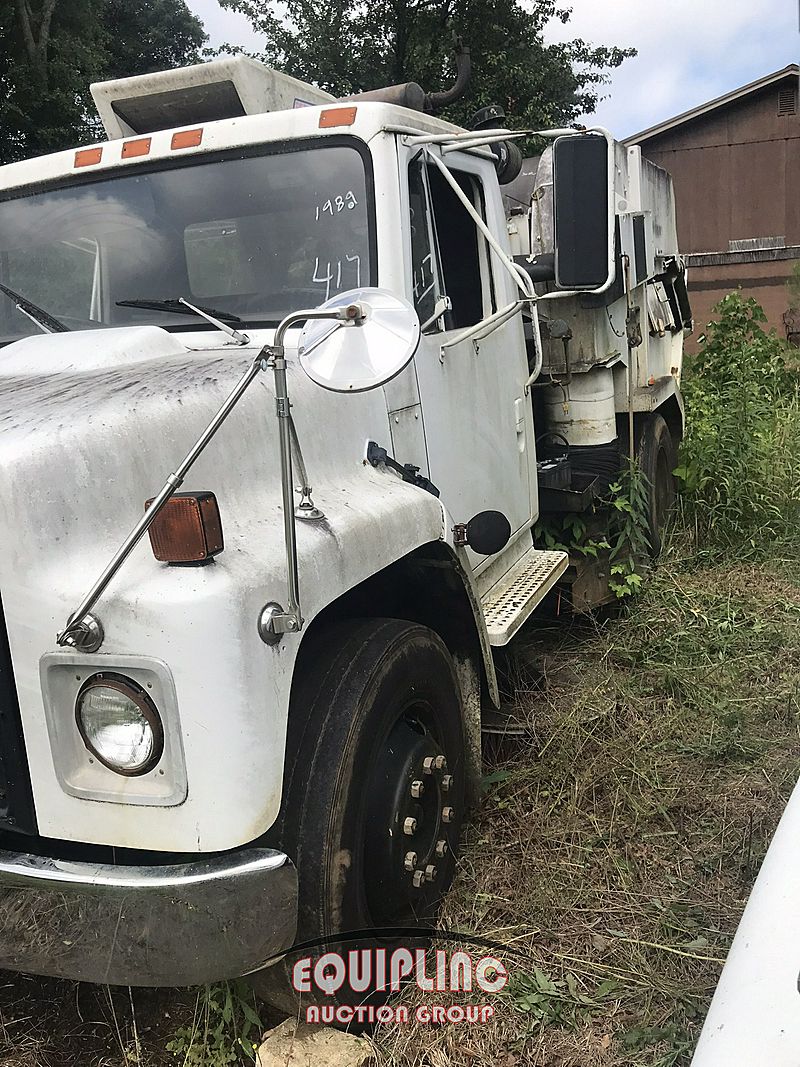 1989 International S-Series (For Sale) | Sweeper | #EL540987