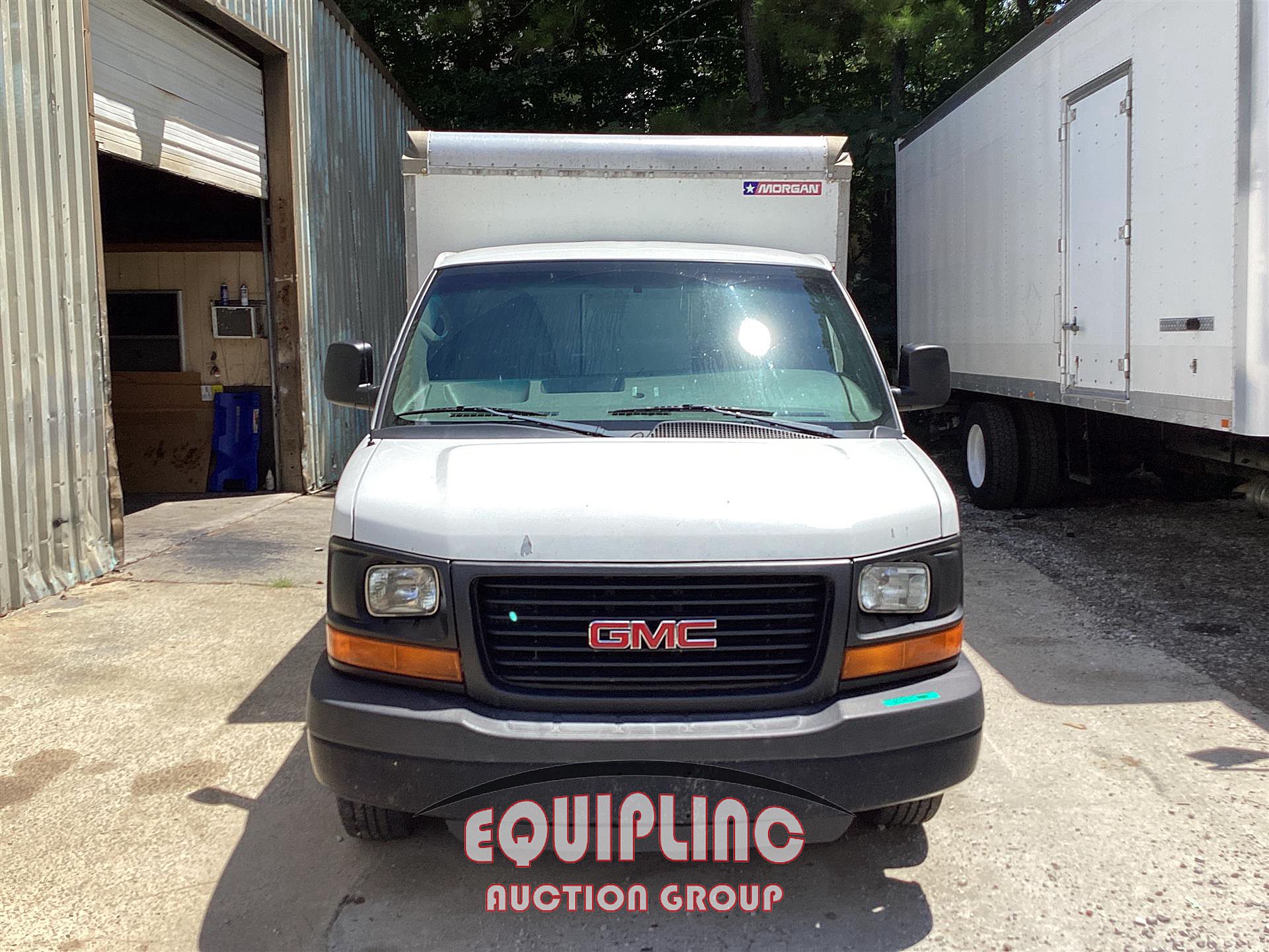 2012 GMC 3500 12 FT BOX TRUCK For Sale | 12' Box | #EH100437