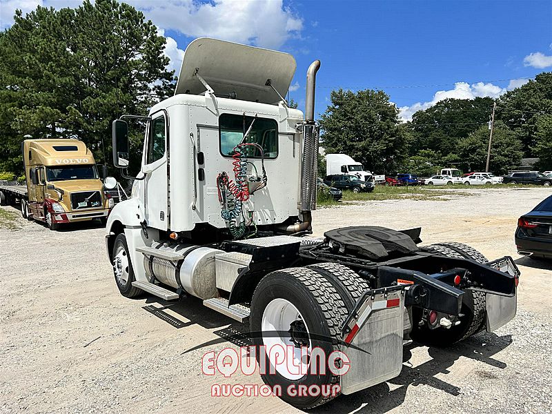 2007 Freightliner Columbia CL 120 SINGLE AXLE DAY CAB For Sale | DAY ...