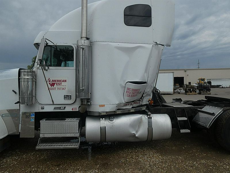 2002 Freightliner Classic XL For Sale | condo Sleeper | #10025