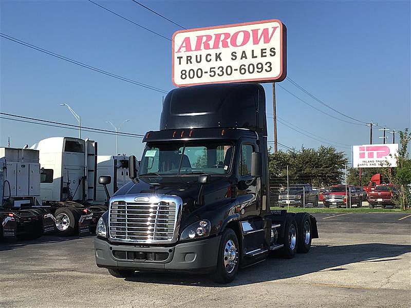 2016 Freightliner CASCADIA (For Sale) | NON Sleeper | #255713