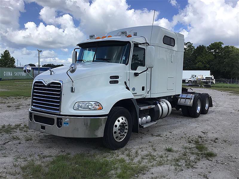 2018 Mack CXU613 (For Sale) | 70" Sleeper | #255746