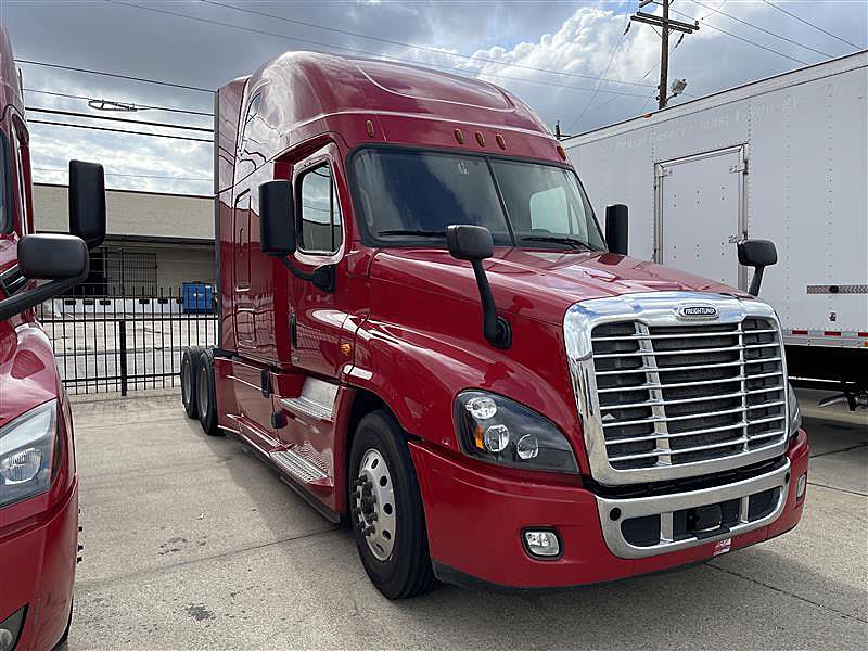 2018 Freightliner CASCADIA EVOLUTION For Sale | 72" Sleeper | #255793