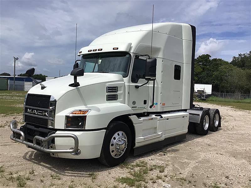 2019 Mack ANTHEM (For Sale) | 70" Sleeper | #255779
