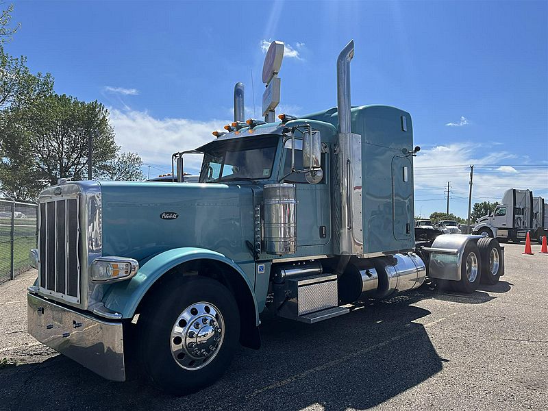 2018 Peterbilt 389 (For Sale) | 72" Sleeper | #30N476984