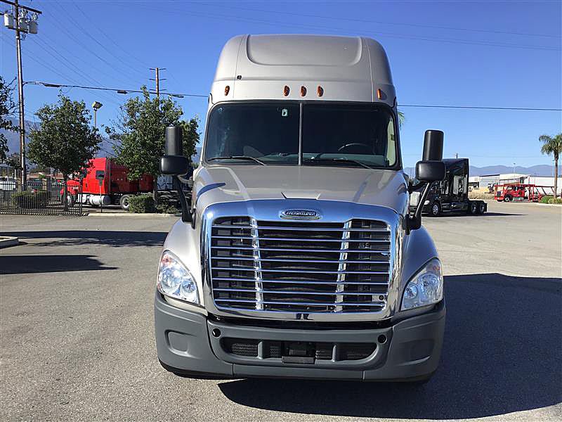 2017 Freightliner CASCADIA EVOLUTION For Sale | 72" Sleeper | #255860