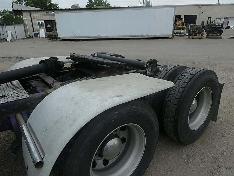 2000 Peterbilt 379 For Sale | Day Cab | #10033
