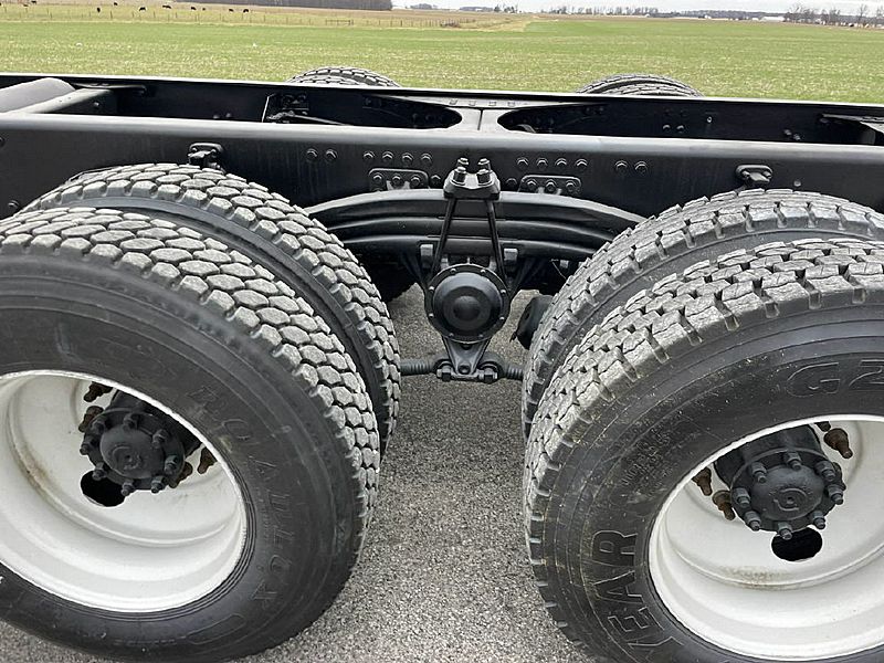 2002 Volvo VHD For Sale | Cab & Chassis | #7599