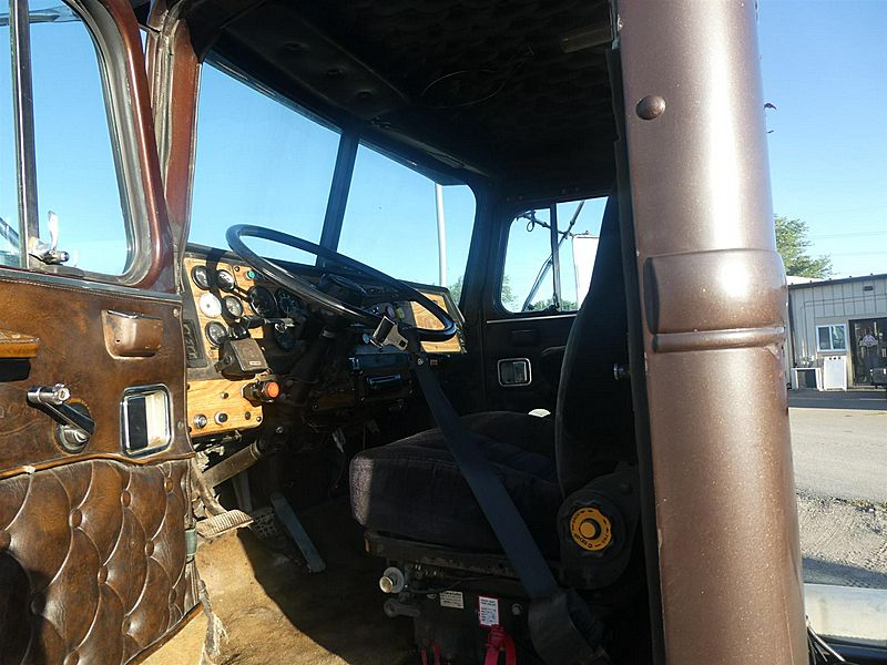 1985 Autocar at64 For Sale | Day Cab | #10038