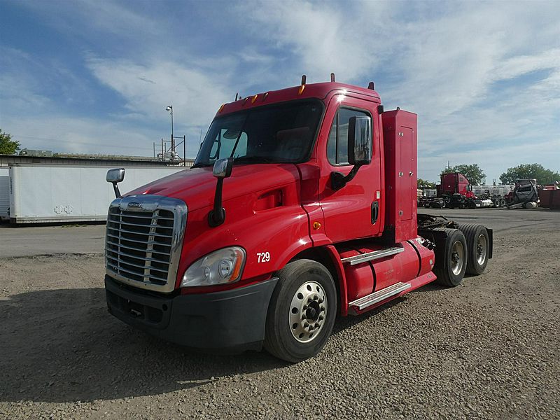2014 Freightliner Cascadia (For Sale) | Day Cab | #10040