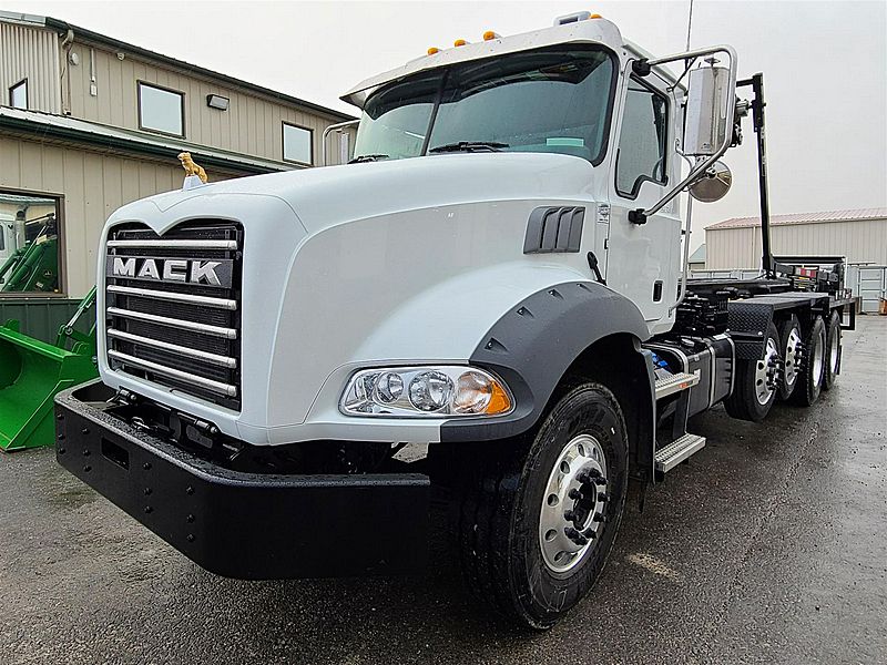 2023 Mack Granite GR64B (For Sale) | Roll-Off | #P037759