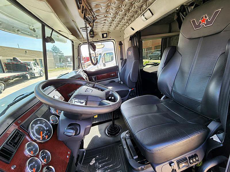 2020 Western Star 5700XE (For Sale) | 48" Sleeper | #256148