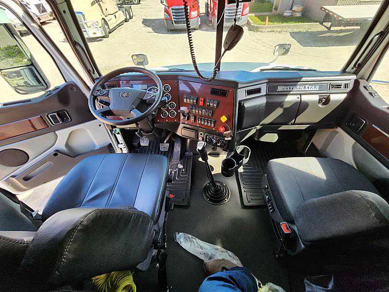 2020 Western Star 5700XE (For Sale) | 48" Sleeper | #256148