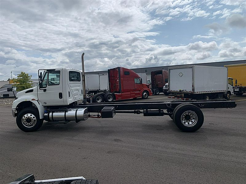 2017 International 4300 SBA (For Sale) | Cab & Chassis | #HH648511