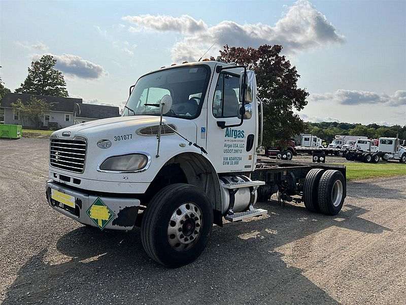 2010 Freightliner M2 (For Sale) | Cab & Chassis | #9186