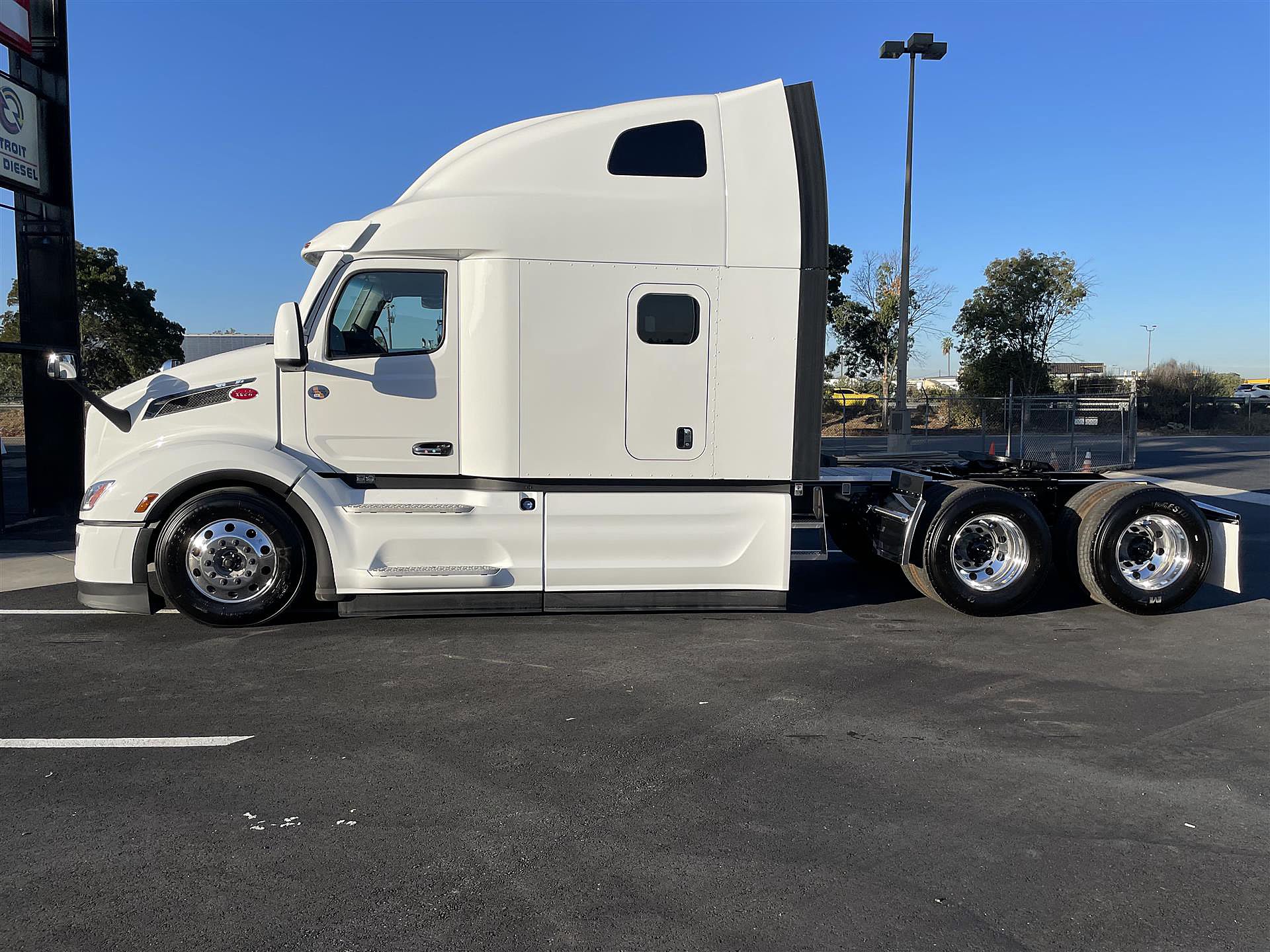 2024 Peterbilt 579 For Sale | 80" Sleeper | #600943