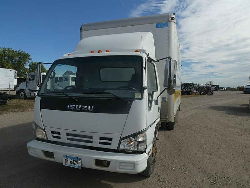 2007 Isuzu NPR (For Sale) | 17' Box | #10053