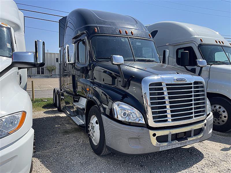 2019 Freightliner CASCADIA EVOLUTION (For Sale) | 72" Sleeper | #256223